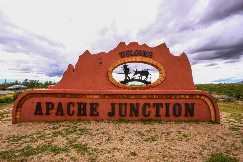 City of Apache Junction sets holiday schedule for New Year's Day ...