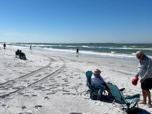 Fort De Soto Park's North Beach reopens after damage from hurricanes ...