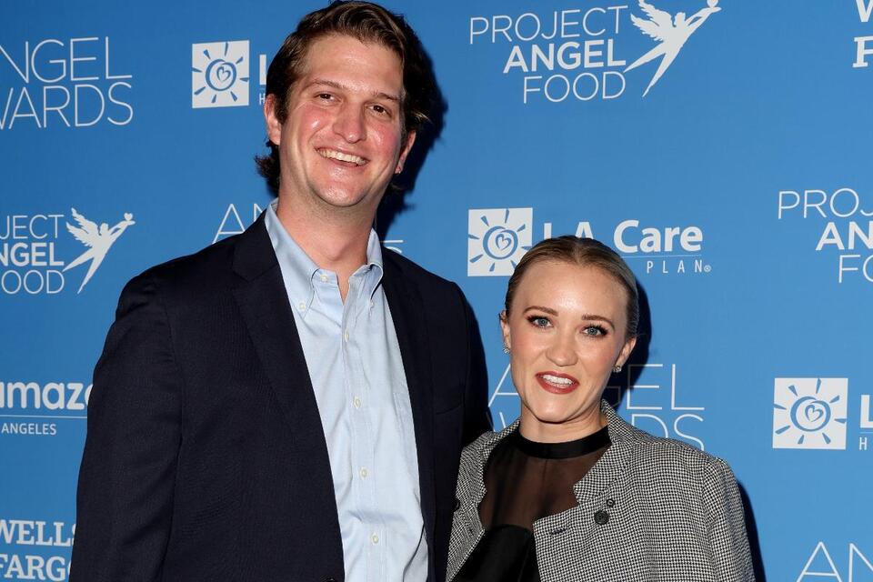 ‘Young Sheldon’ Star Emily Osment Splits from Husband Jack Anthony ...