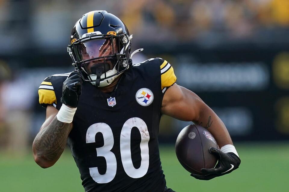 Pittsburgh Steelers sign 2-year extension with RB Jaylen Warren - NewsBreak