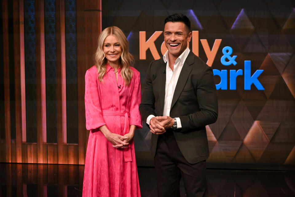 Kelly Ripa Net Worth 2025: TV Salary, Final ‘Live’ Episode & Career ...