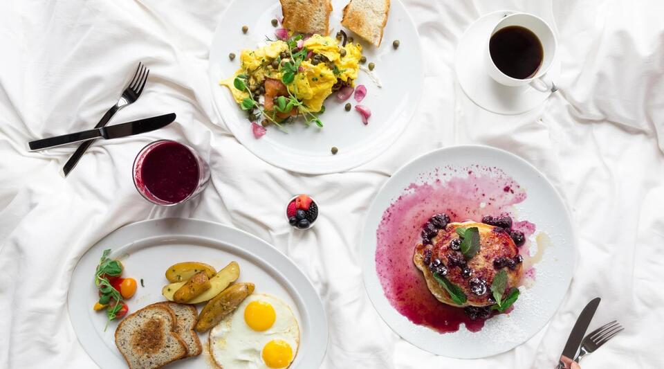 How To Build A Breakfast That Lasts Until Lunch + Sample Recipes ...
