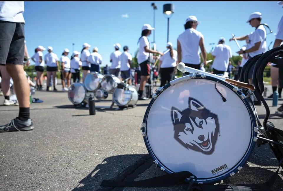 ‘Pride of Connecticut’ to march in 100th annual Thanksgiving Day parade ...