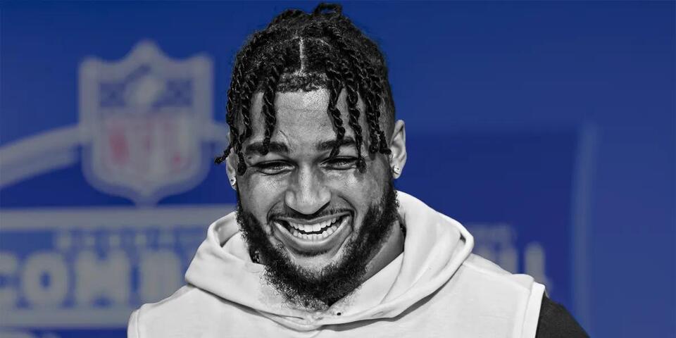 Dallas Cowboys DE Marshawn Kneeland's Girlfriend Called Police Hours ...