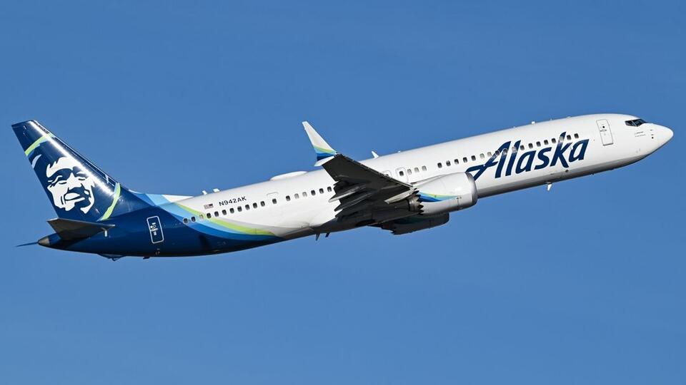 Boeing Approaches MAX 7 Certification as FAA Backs Higher 737 ...