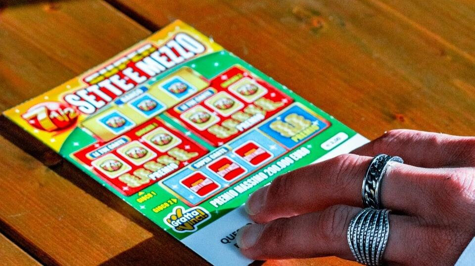 Million-Dollar California Scratchers Win Strikes South San Francisco ...