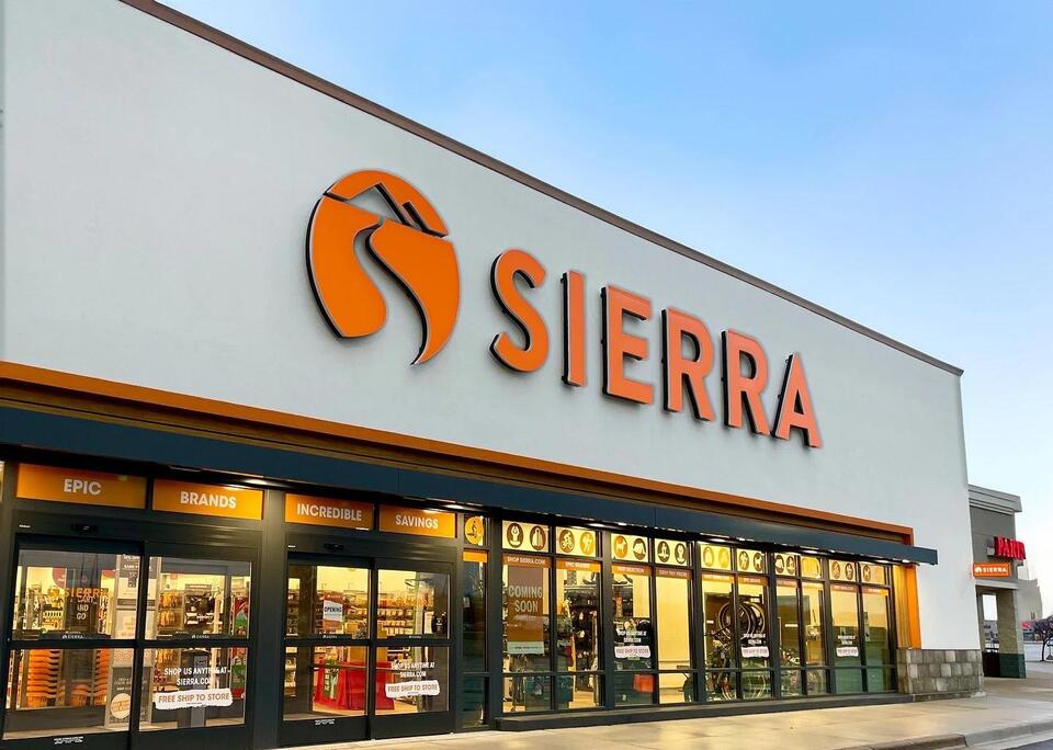 A New Store With Discounted Activewear & Outdoor Gear Has Opened in the ...