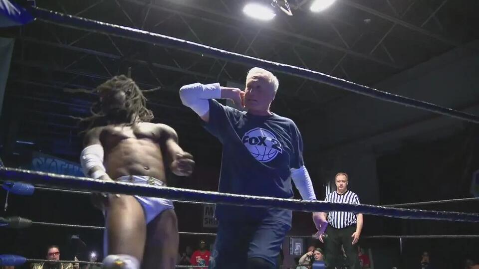 FOX 2's Brandon Hudson, Rob Wolchek wrestle for charity - NewsBreak