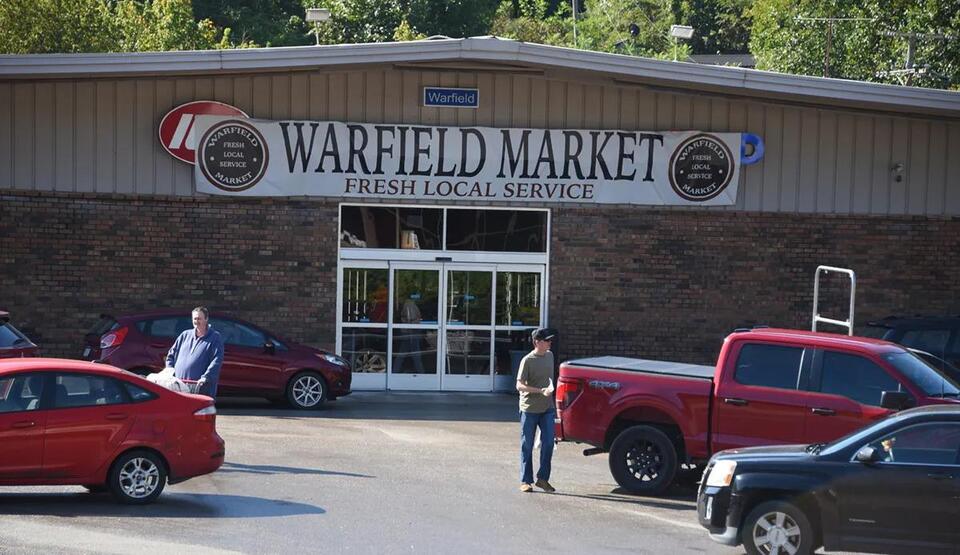 Warfield Market welcomes customers back with grand sale - NewsBreak