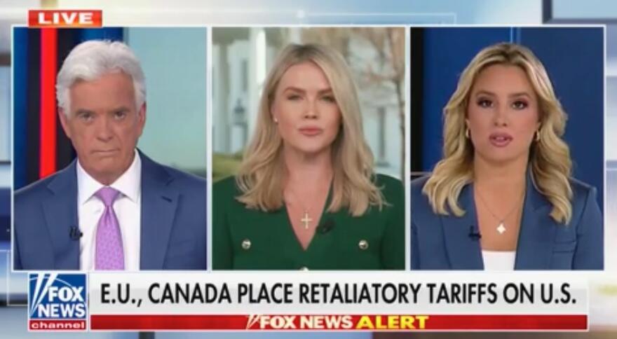 Fox Reporter Straight up Asks Karoline Leavitt if Trump Should Tell ...