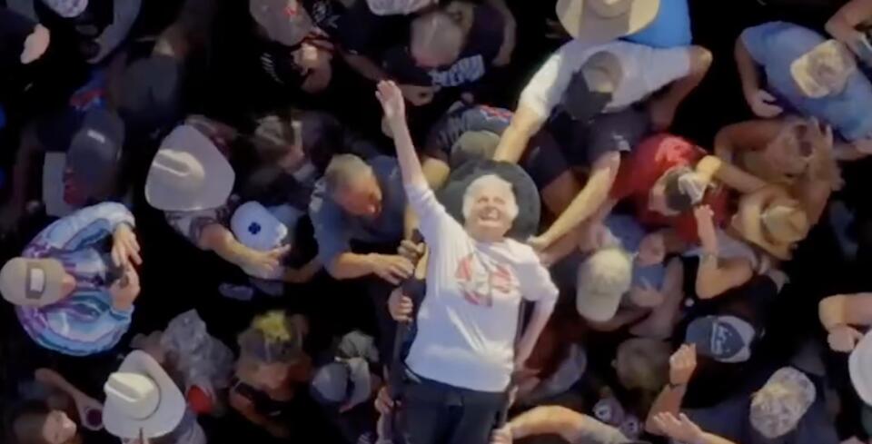 PAULINE KANA, 99, Sets World Record As Oldest Crowd Surfer Ever - NewsBreak