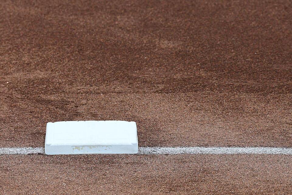 13-year-old baseball player suffers cardiac arrest in middle of game ...