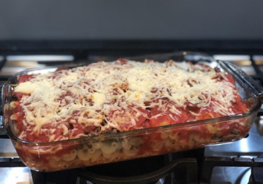MAKE AHEAD PIZZA CASSEROLE FOR THE TOUCHDOWN ON SUPERBOWL SUNDAY ...