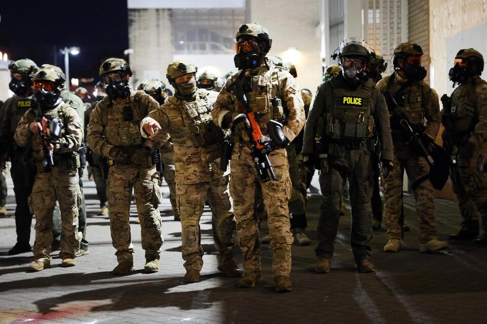 FBI arrests protester seen in video threatening to kill ICE agent's ...