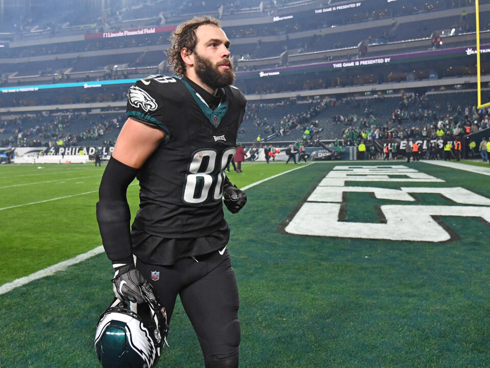 Eagles veteran TE Dallas Goedert confident in his future with Philly