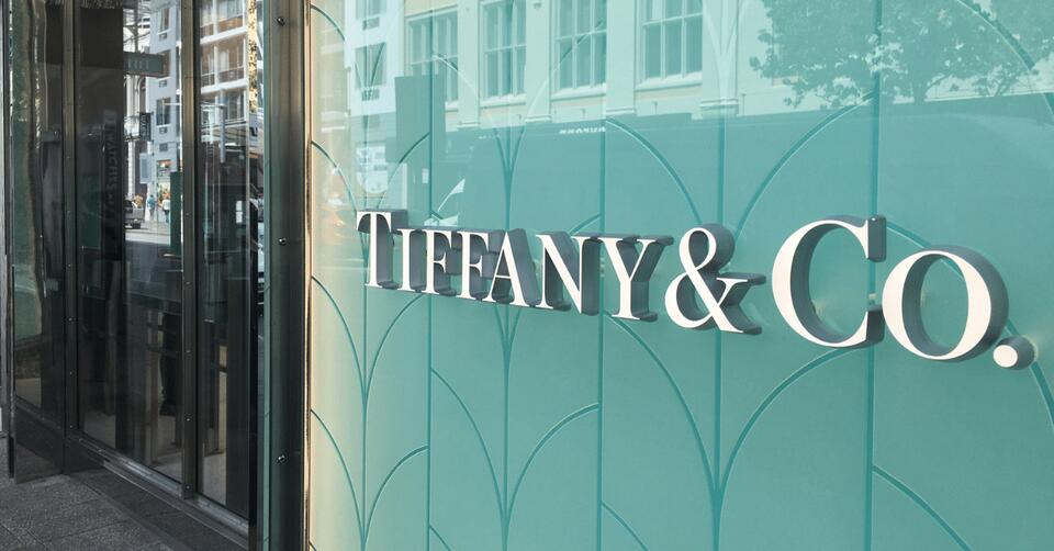 Tiffany's Jewelry Tycoon Dies After Falling From Cruise Ship Under ...