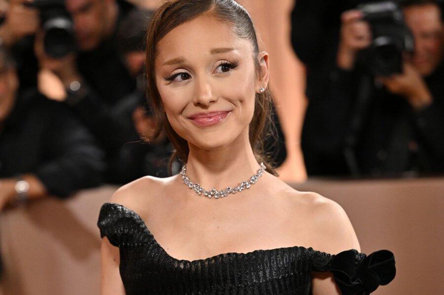Reports: Ariana Grande and Ethan Slater split up - NewsBreak