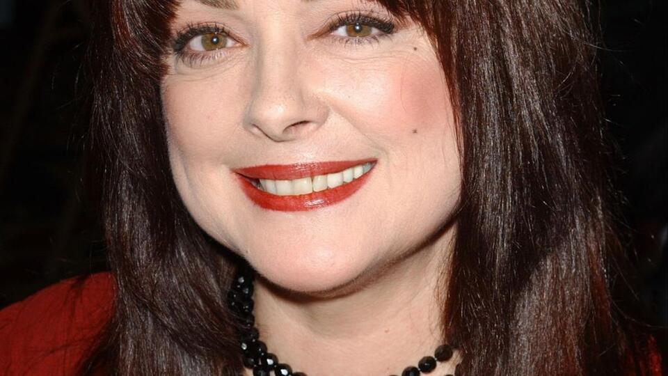 The Devastating Death of Former Child Star Lisa Loring ('The Addams ...