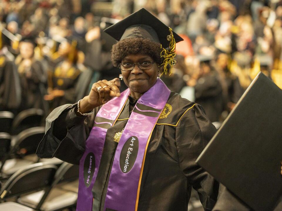 'Never Too Late': 70 Year Old Kennesaw State Graduate Earns Degree