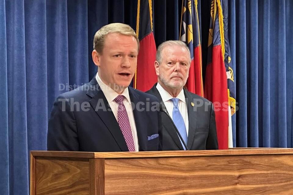 North Carolina GOP announce plans to vote on new House map amid ...