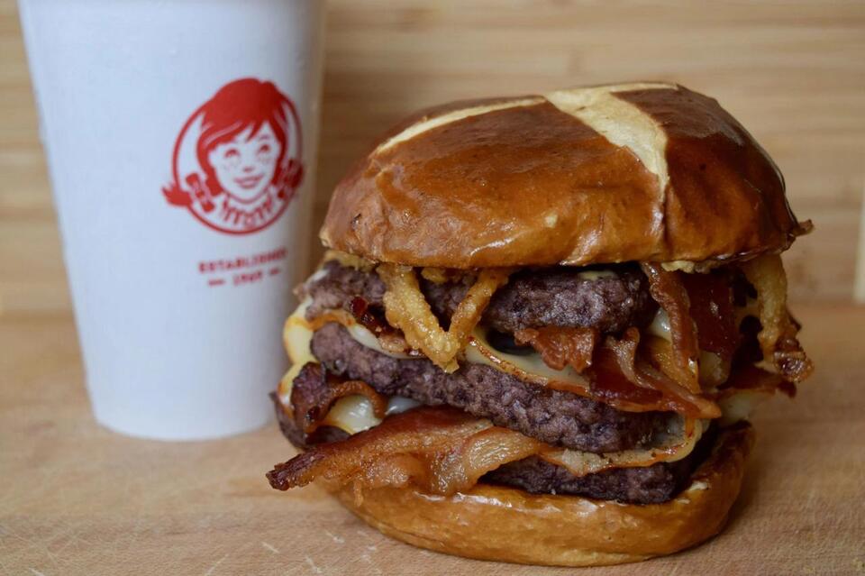 These 8 Fast-Food Chains Use The Highest Quality Beef - NewsBreak
