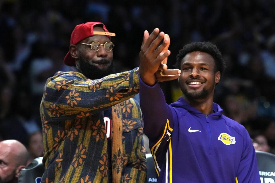 Lakers Star Austin Reaves Goes Viral With Hilarious Joke About LeBron ...