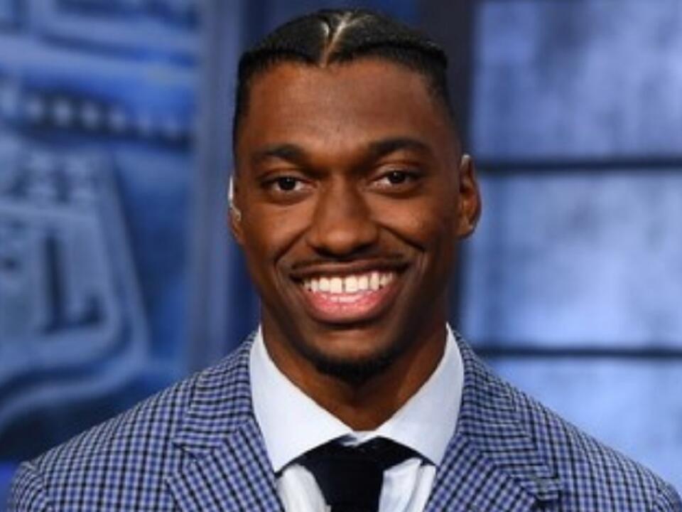 RG3 shares what Ravens are doing wrong on offense
