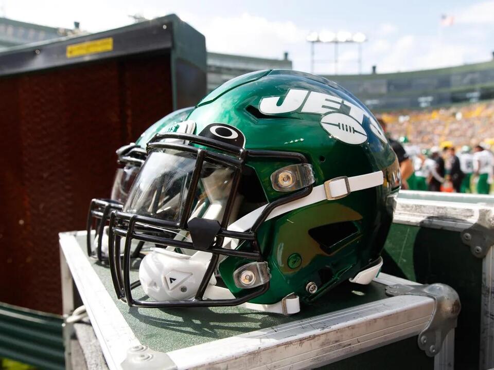 New York Jets news: Team hands star defender market-setting contract