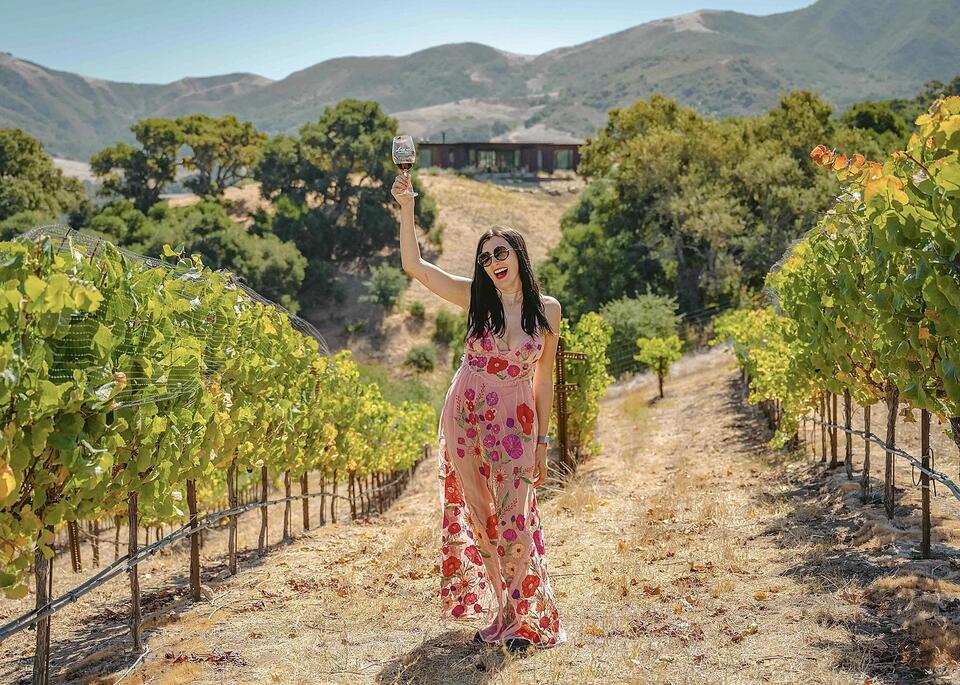 Burgundian specialists Samra Morris and Molly Bohlman are making waves ...