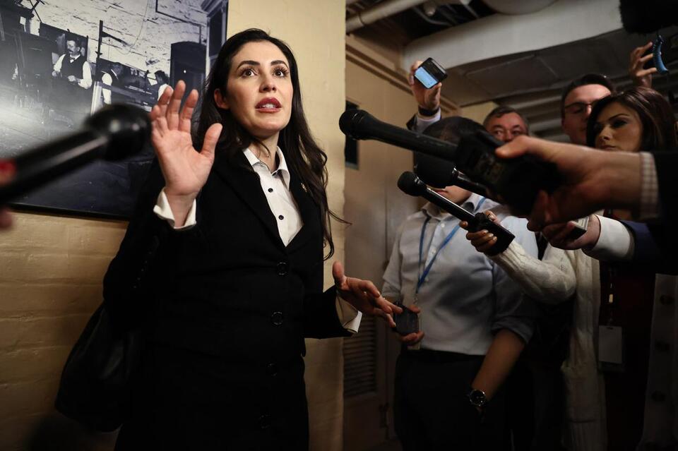 MAGA Star Offers Explanation for Trump Book’s ‘Bed’ Story - NewsBreak