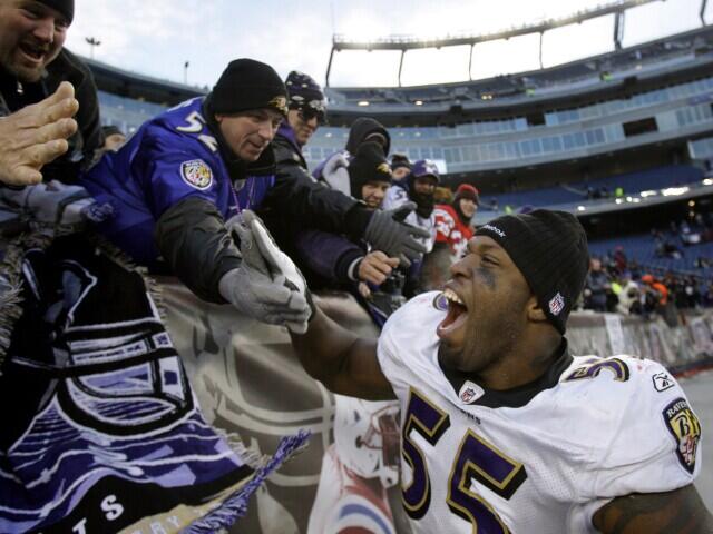 Retired Ravens legend Terrell Suggs sentenced for Arizona Starbucks gun ...