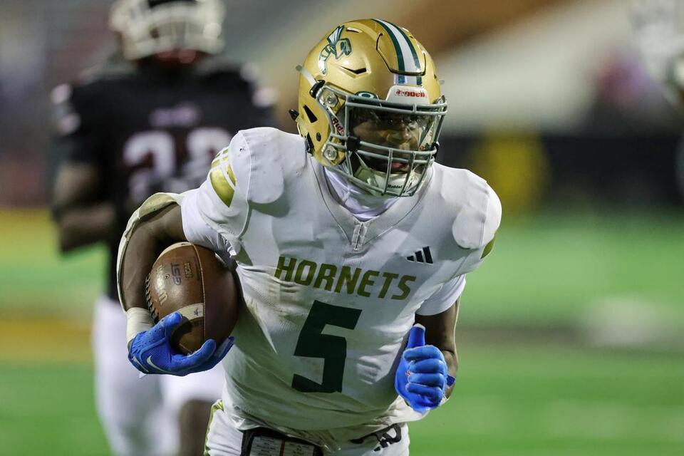 Prep Football: 24 in 2025 — Poplarville out to defend Class 4A state ...