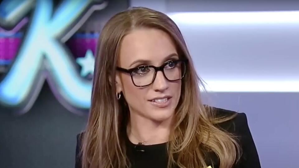 Kat Timpf Returns to ‘Gutfeld!’ After Cancer Diagnosis – Fans React ...