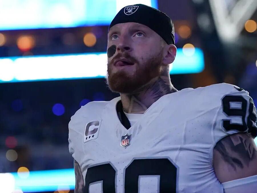 Raiders DE Maxx Crosby Puts Owner Mark Davis on Notice
