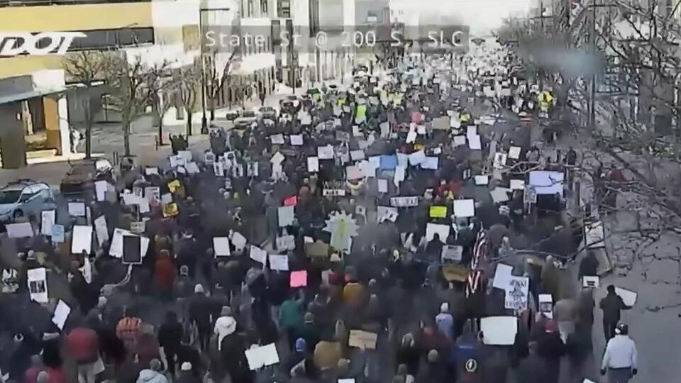Protesters block State Street in Salt Lake following fatal Minneapolis ...