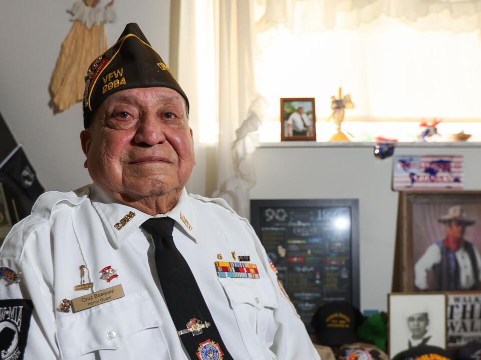 World War II Memorial in Washington marks 20 years - NewsBreak