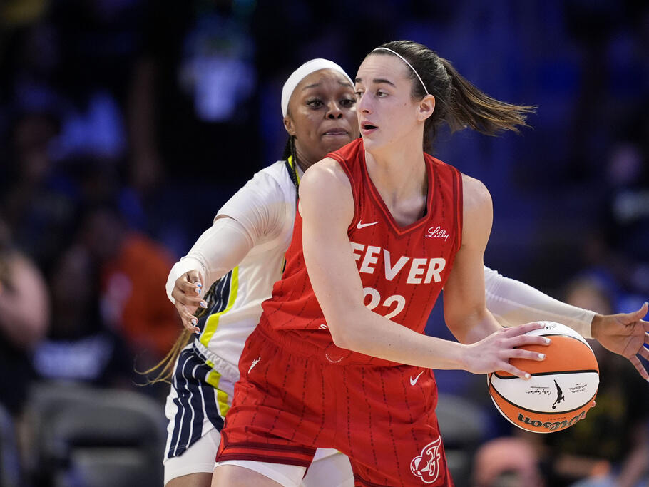 Caitlin Clark sets WNBA record in final game before first All-Star appearance