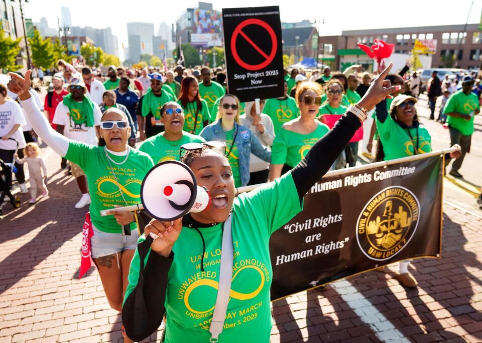 Thousands of union members, loved ones march in Detroit Labor Day ...