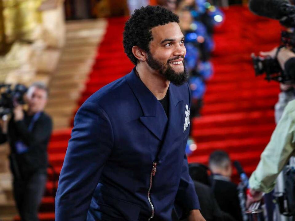 Caleb Williams has passionate reaction to the Bears drafting Rome ...