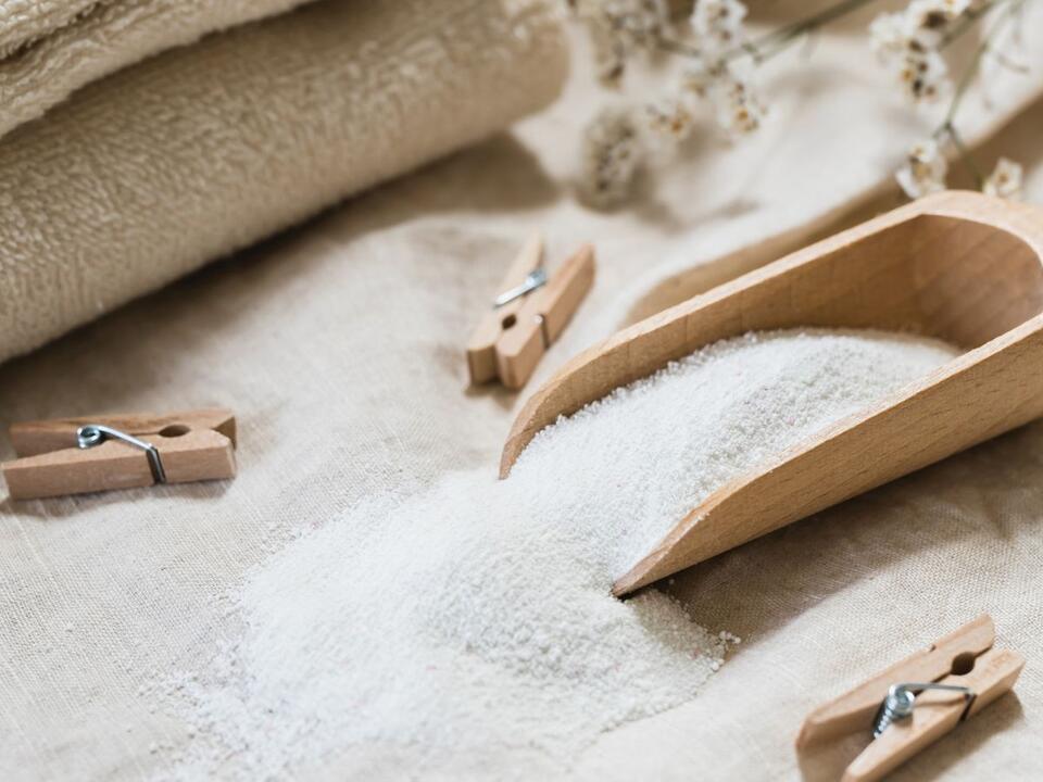 6 simple mistakes you're making with powder detergent in your laundry ...