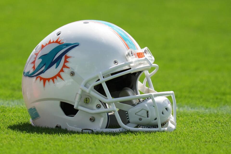 Why Are the Dolphins Wearing Different Uniforms on MNF? Everything To ...