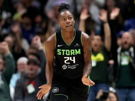 Jewell Loyd's season-high 34 points leads Seattle Storm to 89-77 win ...