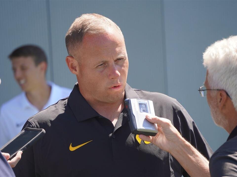 Iowa Football: Seth Wallace earns promotion, Phil Parker gets a raise ...