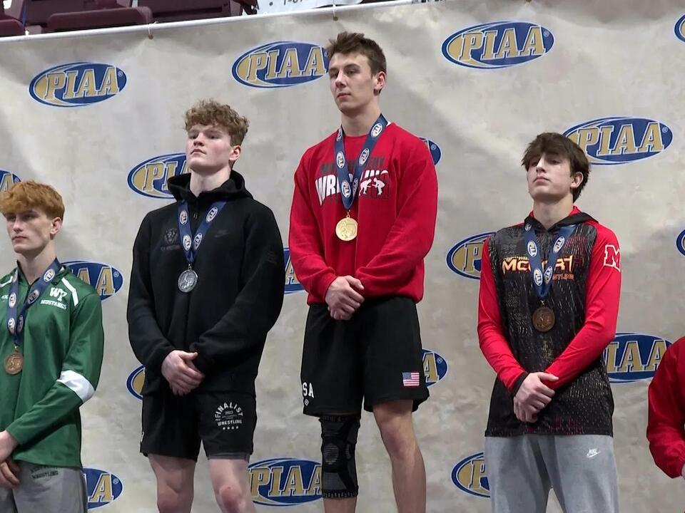 State wrestling champs crowned