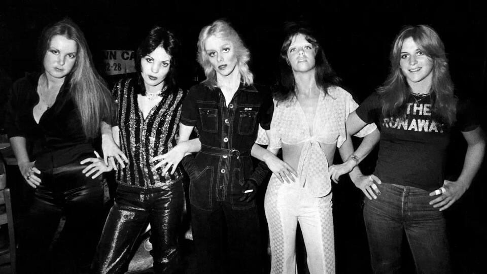 Art-Punk Heroines of the Last 50 Years Who Influenced Rock as We Know ...