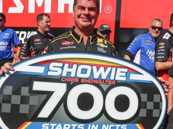Truck Series, truck chief Chris Showalter hit 700th race at Charlotte