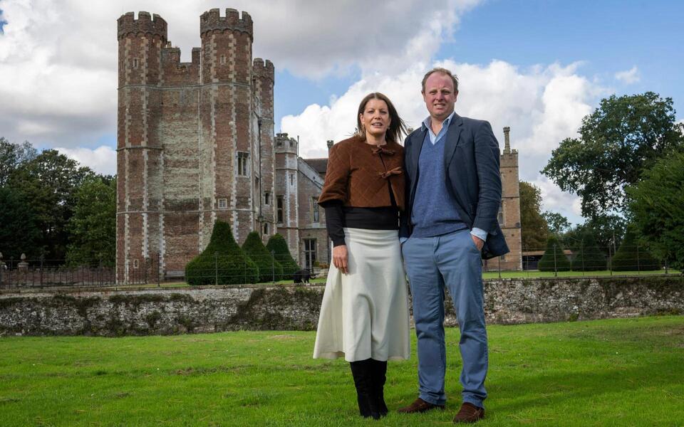 Castle owner must remove wooden fence bolted into 600-year-old walls ...