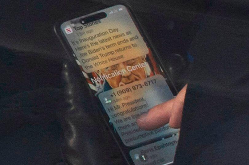 Donald Trump's telling cell phone wallpaper EXPOSED at Inauguration ...