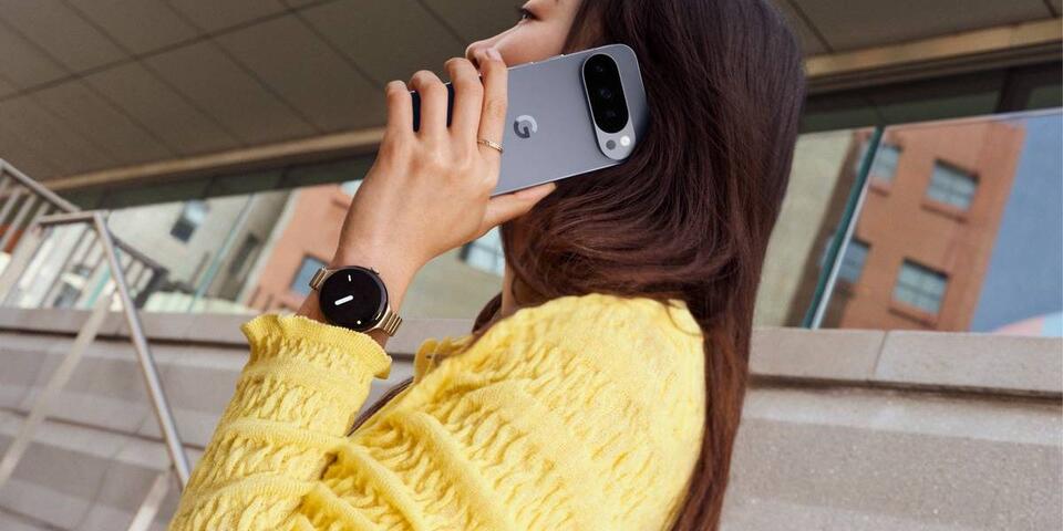 Weird Pixel Bug Lets Callers Eavesdrop on Your Private Conversations ...