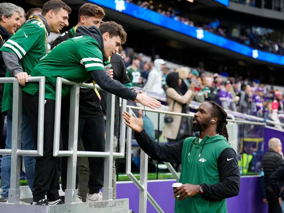 Jets captain C.J. Mosley: Coach’s dismissal ‘a wake-up call’